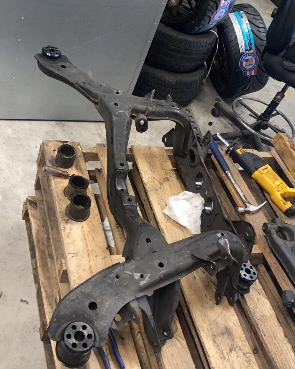 Solid rear subframe bushes